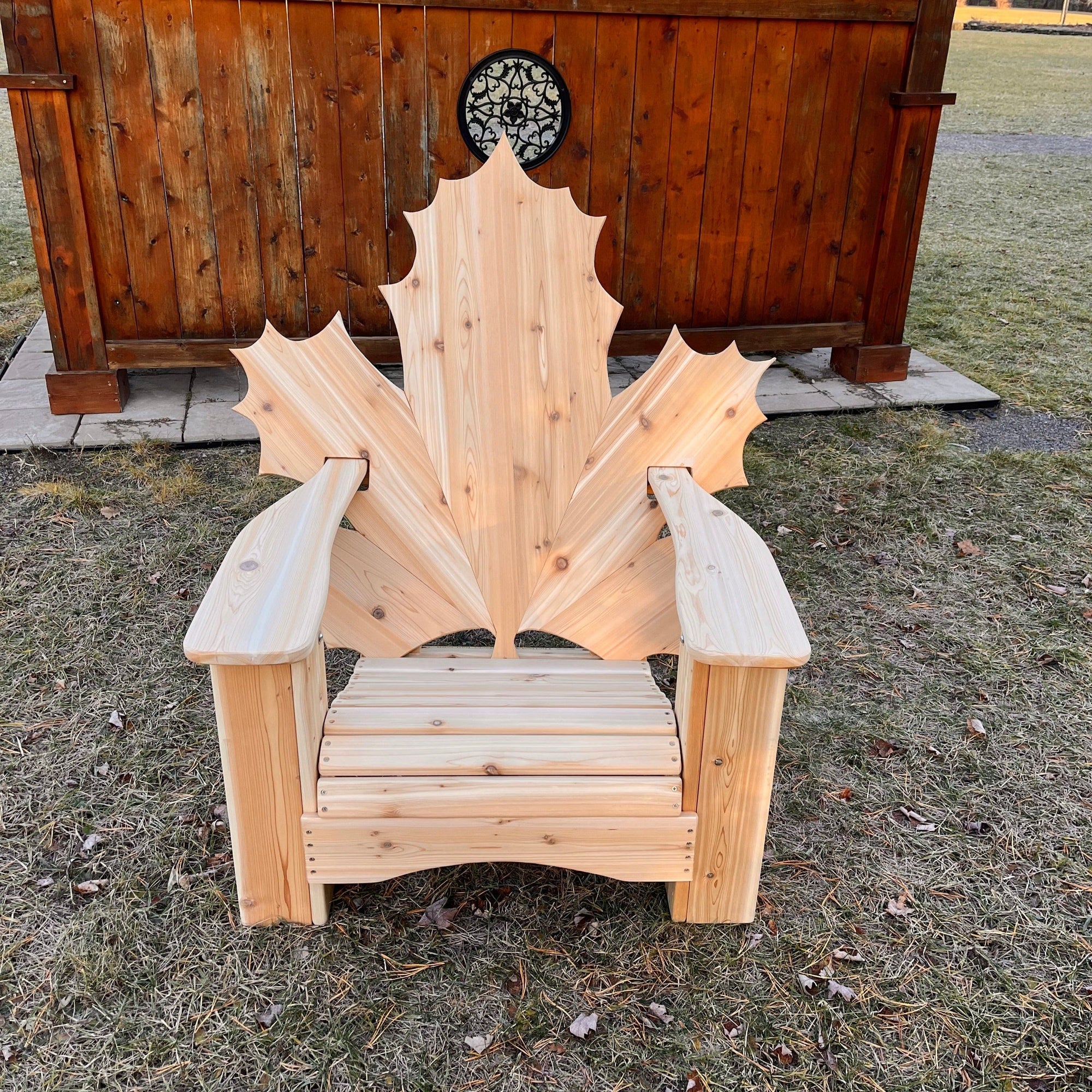 Wooden Folding Maple Leaf Chair (Large) | The Best Adirondack Chair Company